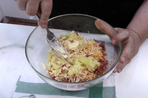 Retete de aperitive calde si reci ideale pentru o petrecere