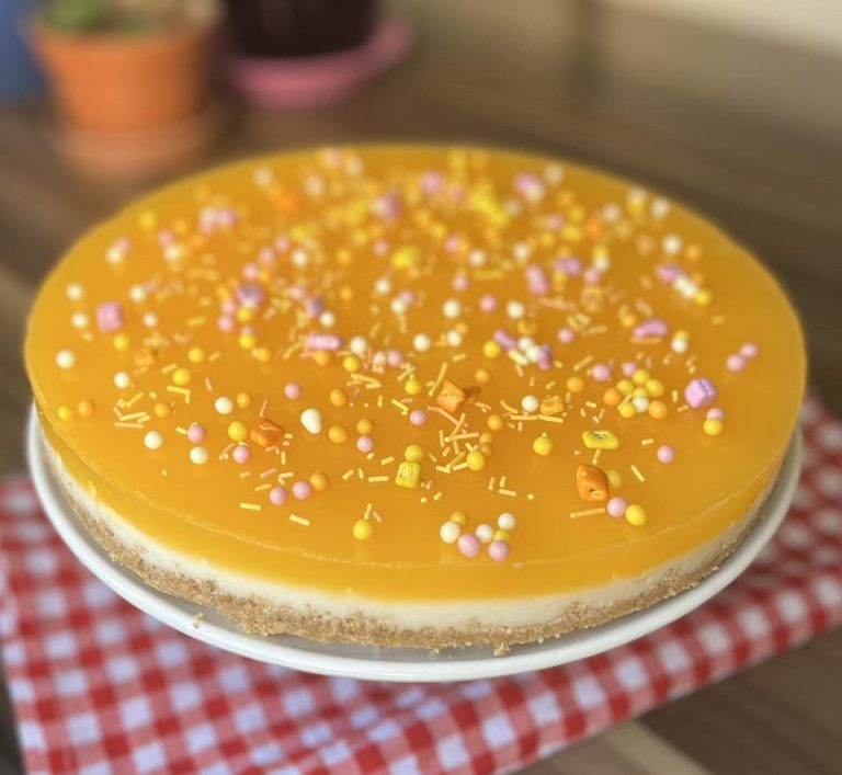 Desert cu griș si sos de portocale, o delicatesă usor de pregătit